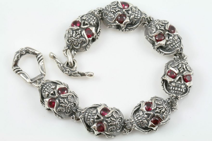 French Skull Ruby Eyes Luxurious Silver Bracelet BR-027