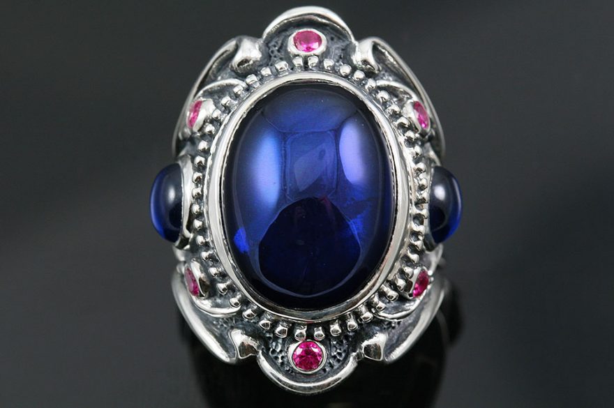 Hertsoginna Blue Cabochon Corundum Silver Ring LR-145B