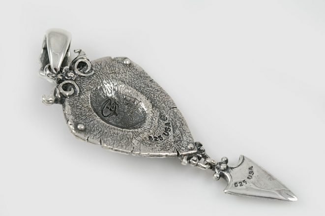 Hypnosis Red Eyed Skull Arrow Silver Pendant PT-094