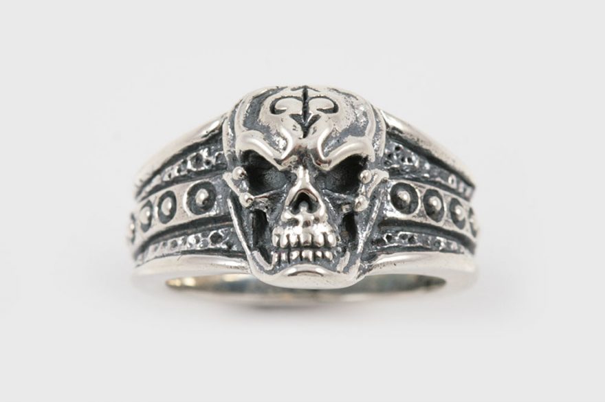 Iron Skull Sterling Silver Ring UR-021
