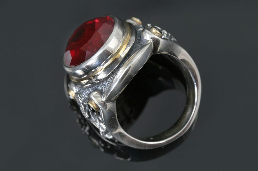 King Ring Heraldic Rampant Lion Red Corundum Silver Ring MR-119R
