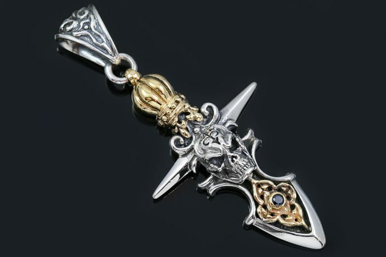 Rasputin Crown Skull & Arrows Silver Pendant PN-032